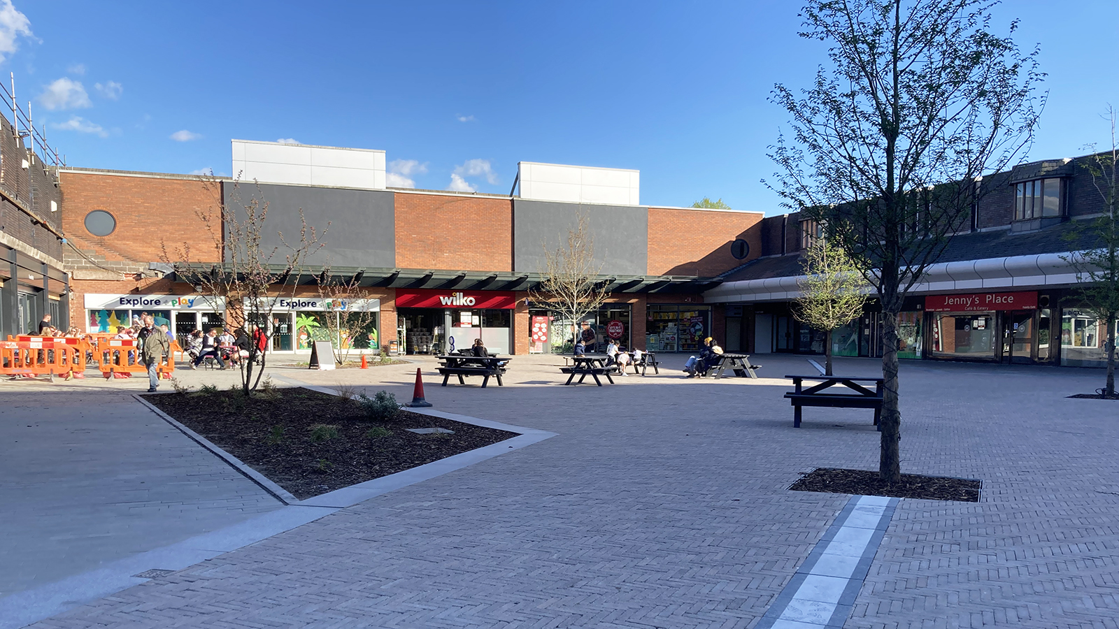 Stanley Square to host Queen's Jubilee 'Party In The Square' - Sale Today